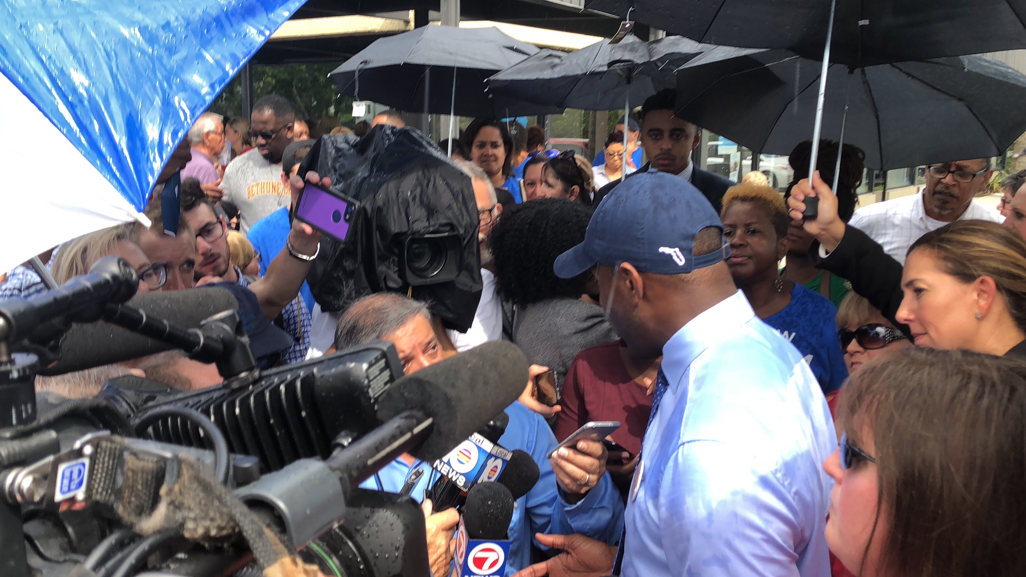 Andrew Gillum Picks Up Moms Demand Action Endorsement At Broward Rally ...